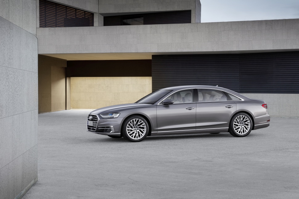 Audi A8 Long (D5) 60 TFSI e (449 Hp) PHEV quattro tiptronic